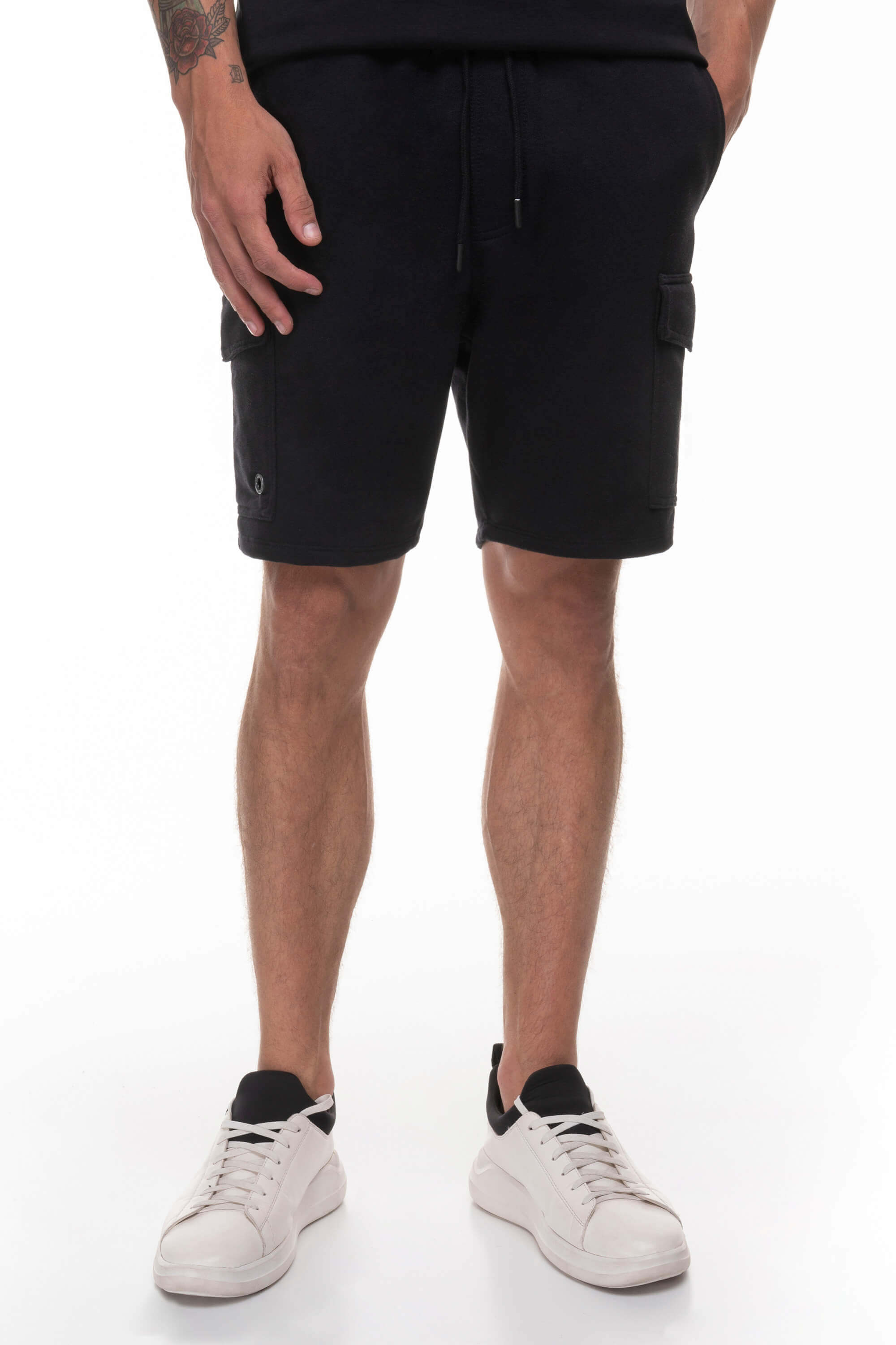 BERMUDA DE MOLETOM CARGO PRETO T